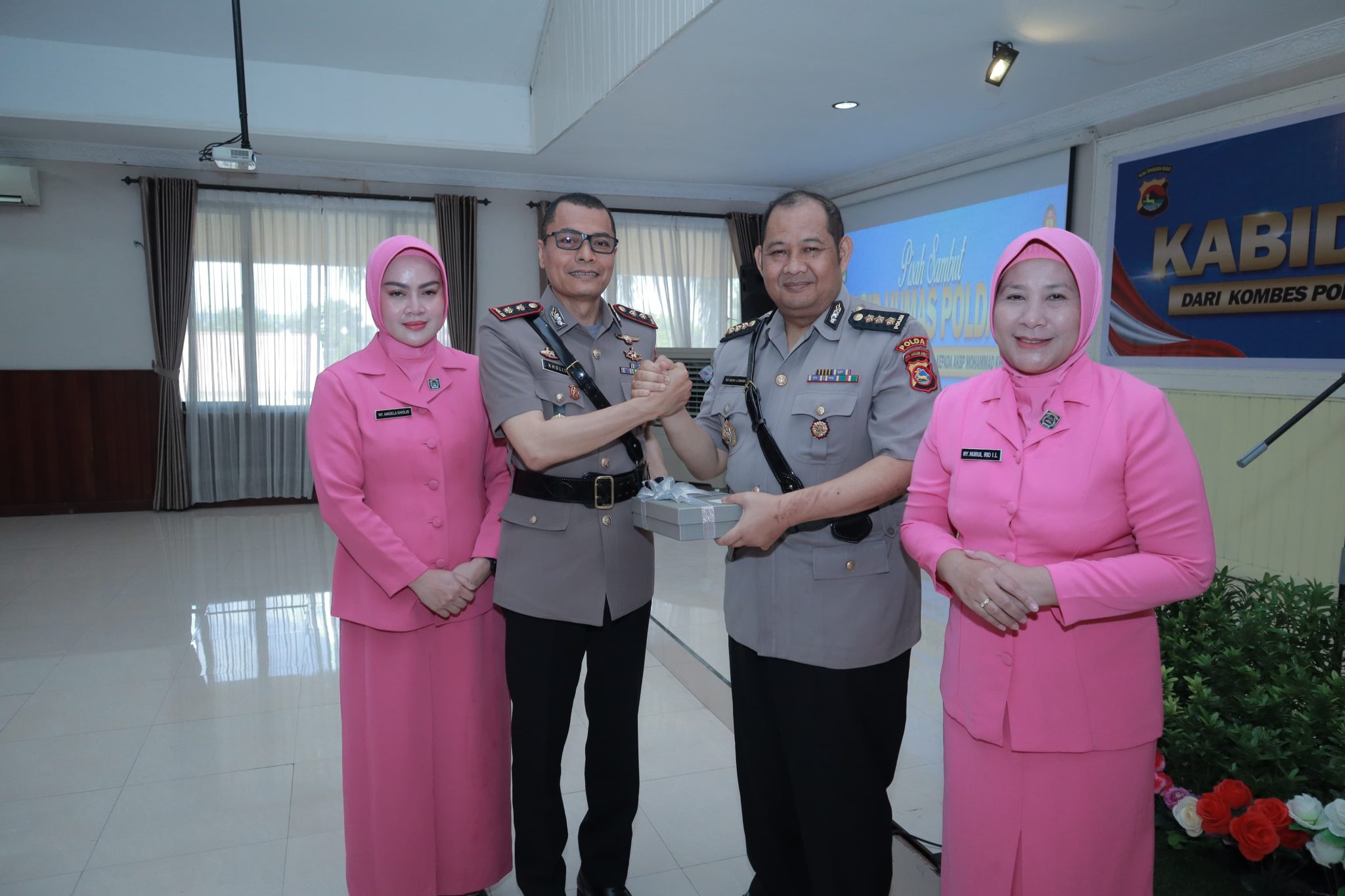 Semangat Baru Penuh Haru Acara Pisah Sambut Kabid Humas Polda NTB ...